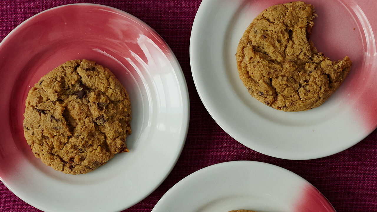 Farro Chocolate-Chunk Cookies Recipe | PBS Food | PBS Food